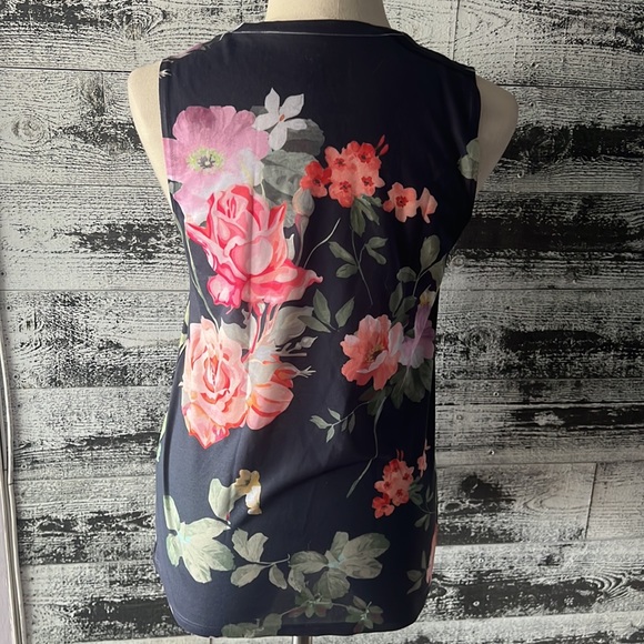 Ripple Junction | Tops | The Doctor Who Ripple Junction Brand Floral ...